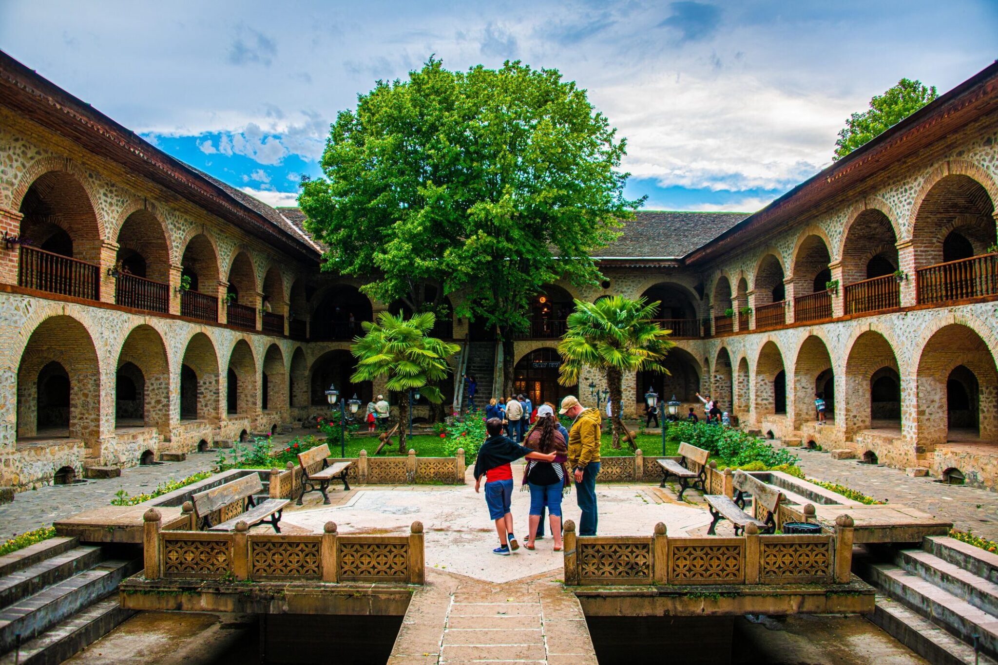 VIVANT続編のロケ地はアゼルバイジャン！シェキ以外の候補を考察